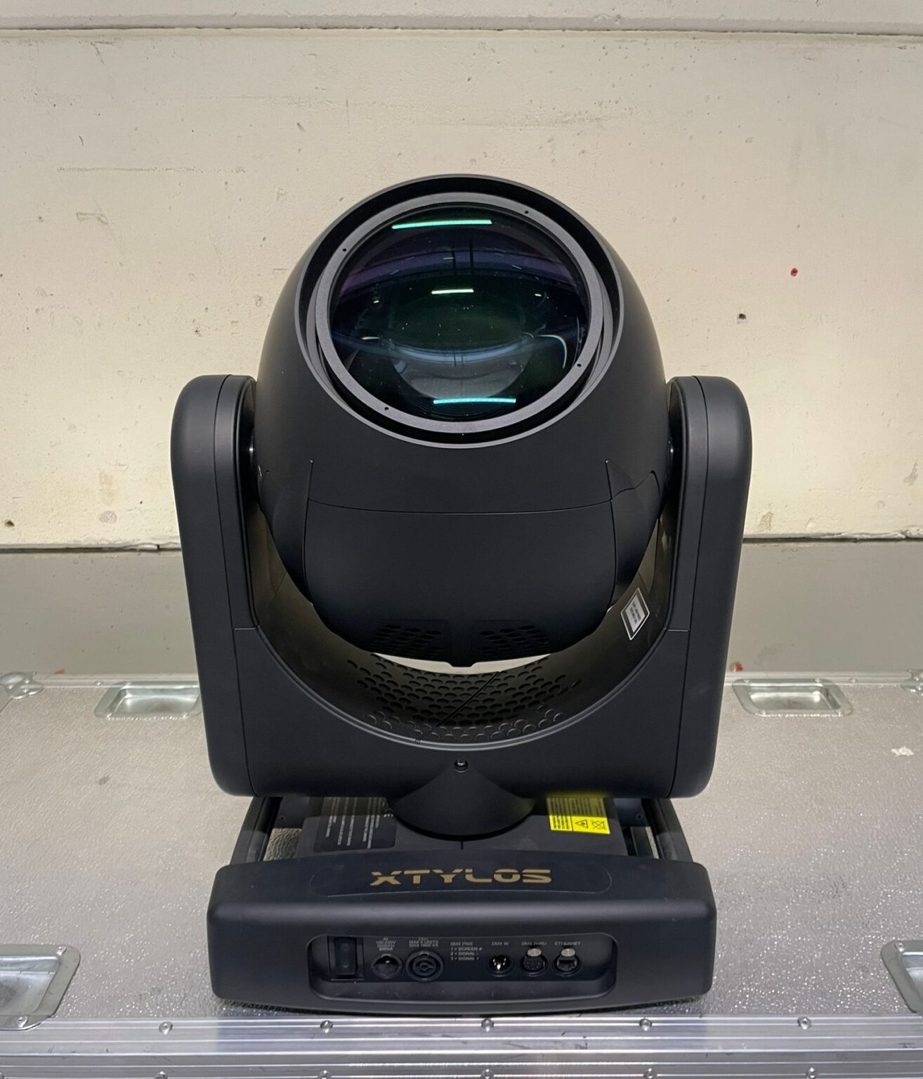 Clay Paky Xtylos | PA Audio